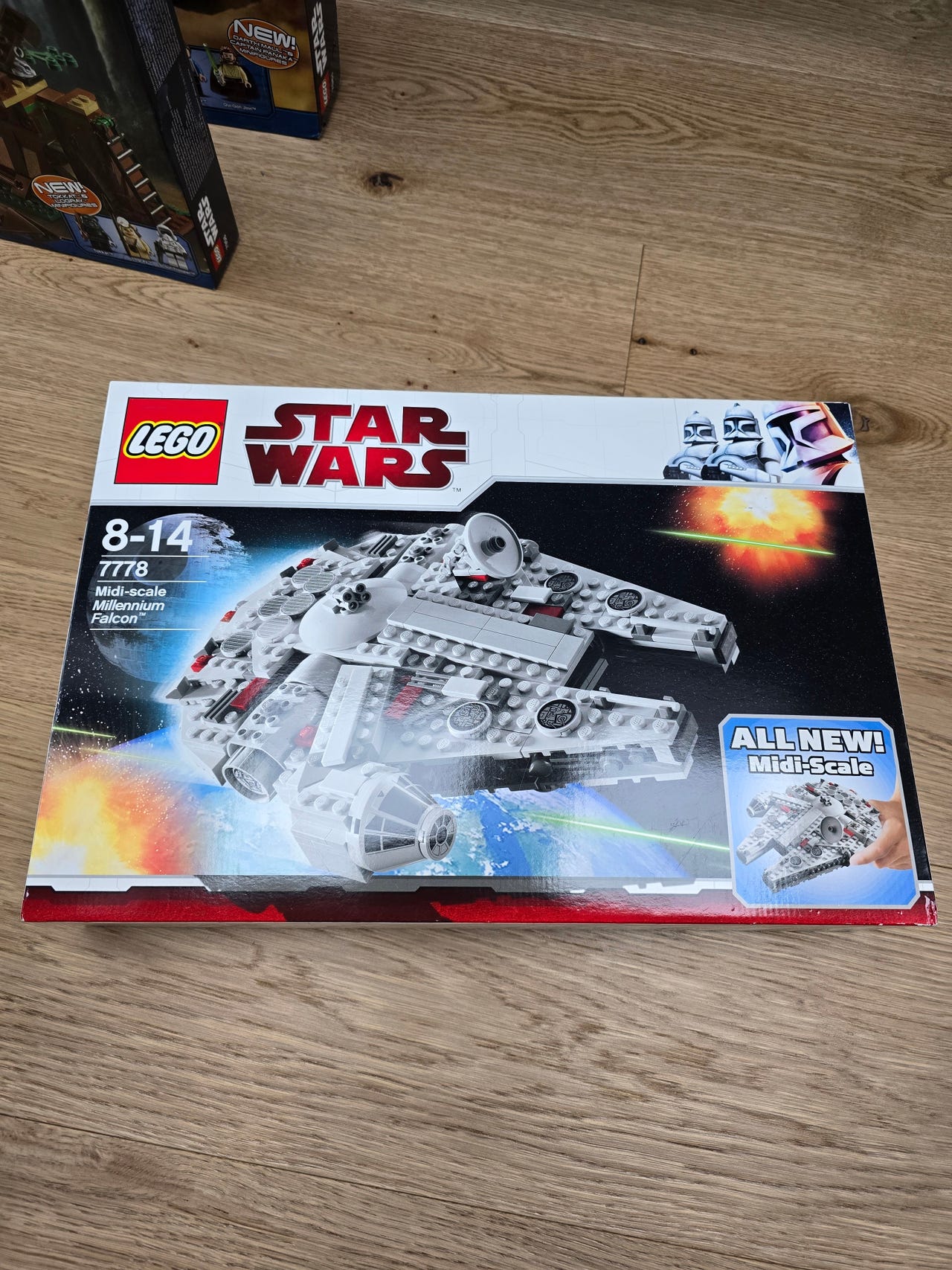 Star Wars LEGO 7778 Midi-scale Millennium Falcon uåpnet | FINN torget