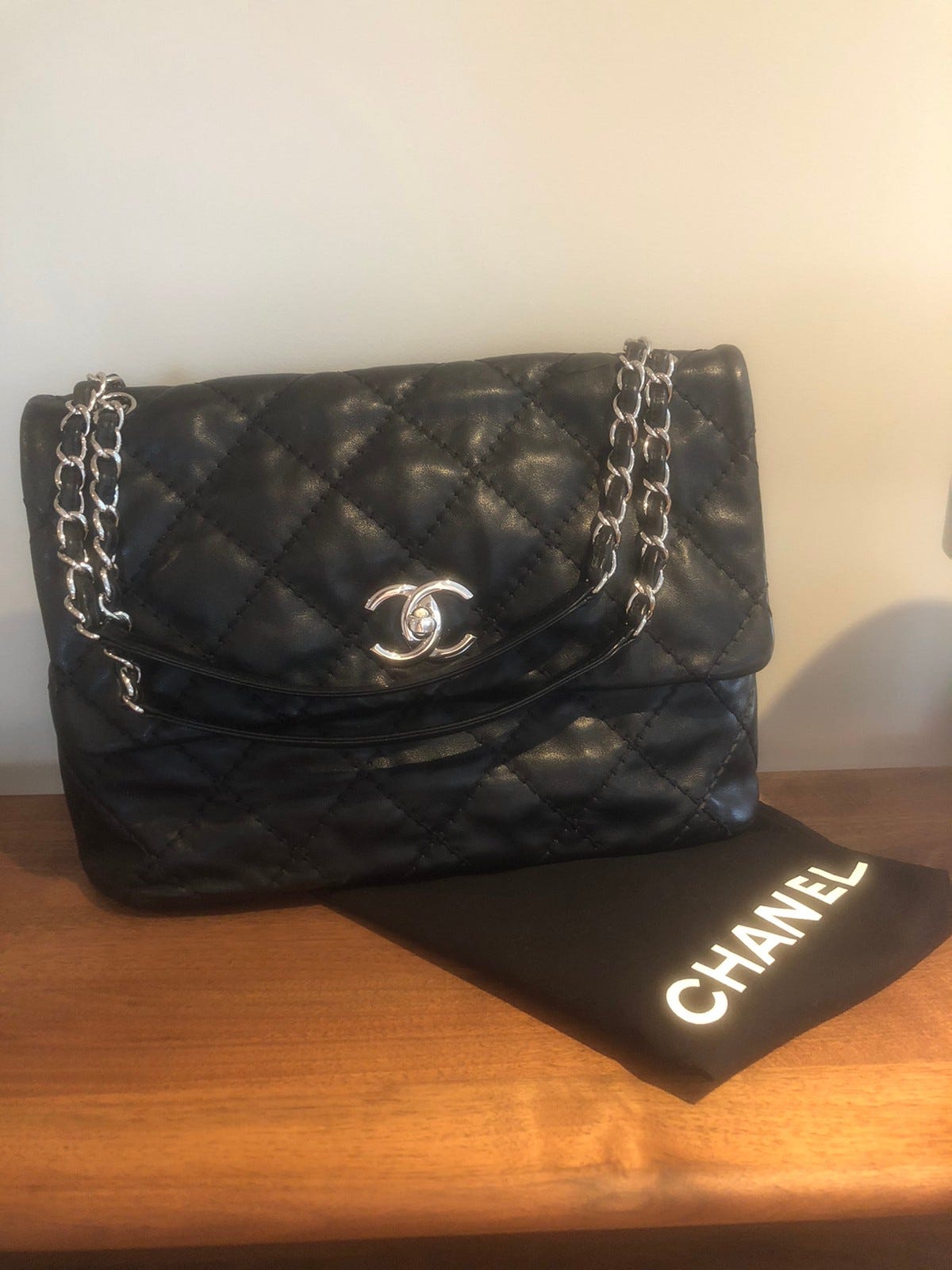 Chanel Classic maxi jumbo veske. | FINN-torget