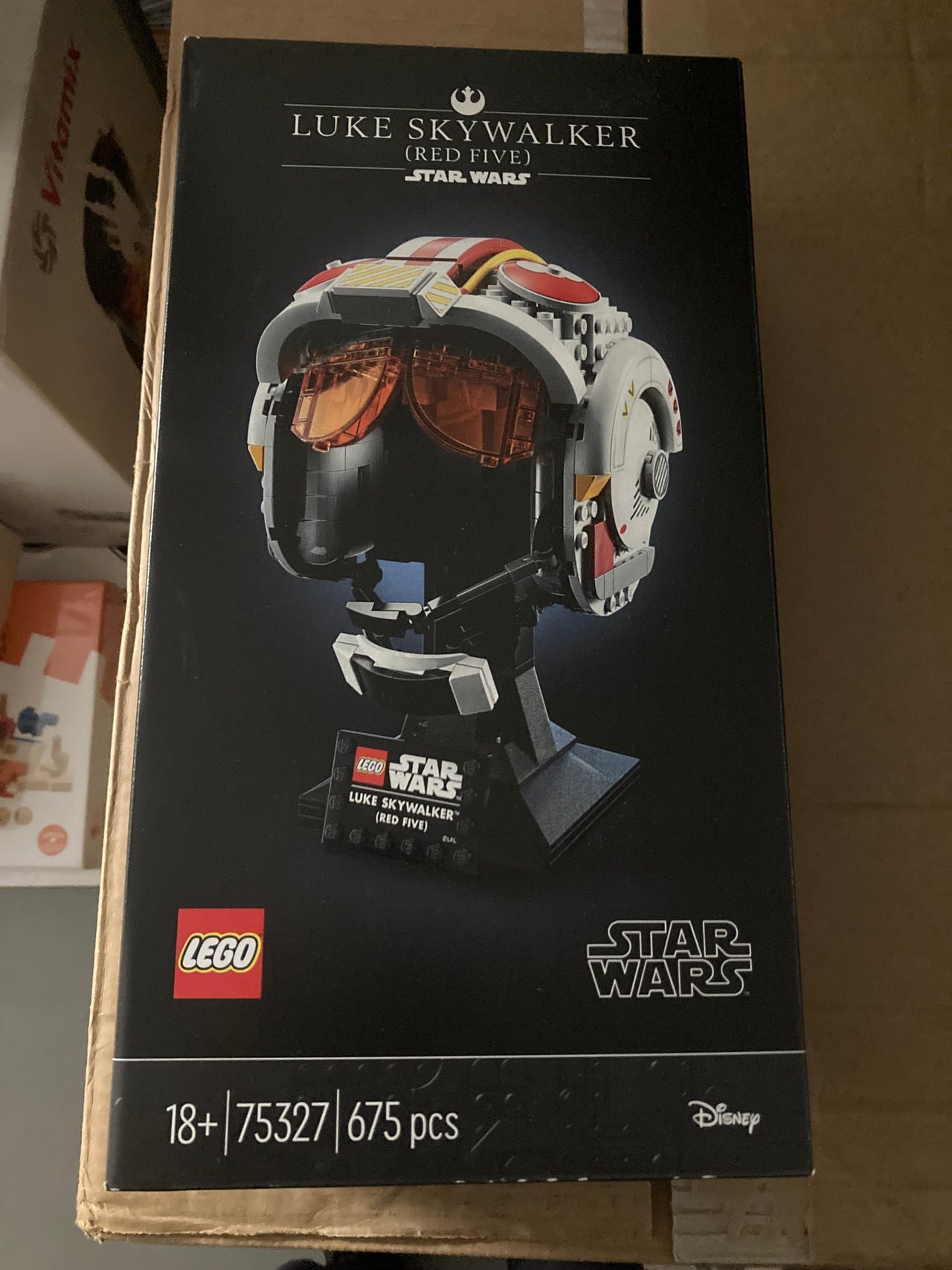 Lego 75327 - Star Wars - Hjelmen til Luke Skywalker (Red Five) | FINN ...