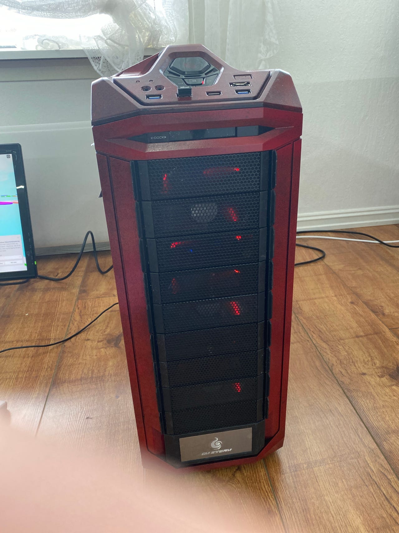 Pc, kan selges i deler! | FINN torget