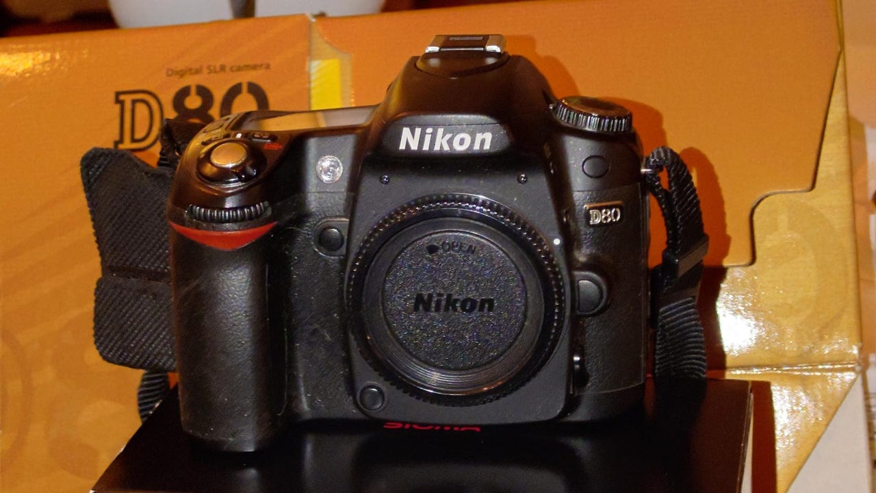 Nikon D80 (solgt), har igjen Sigma 70-300, Nikkor 55-200 og 35-80 mm ...