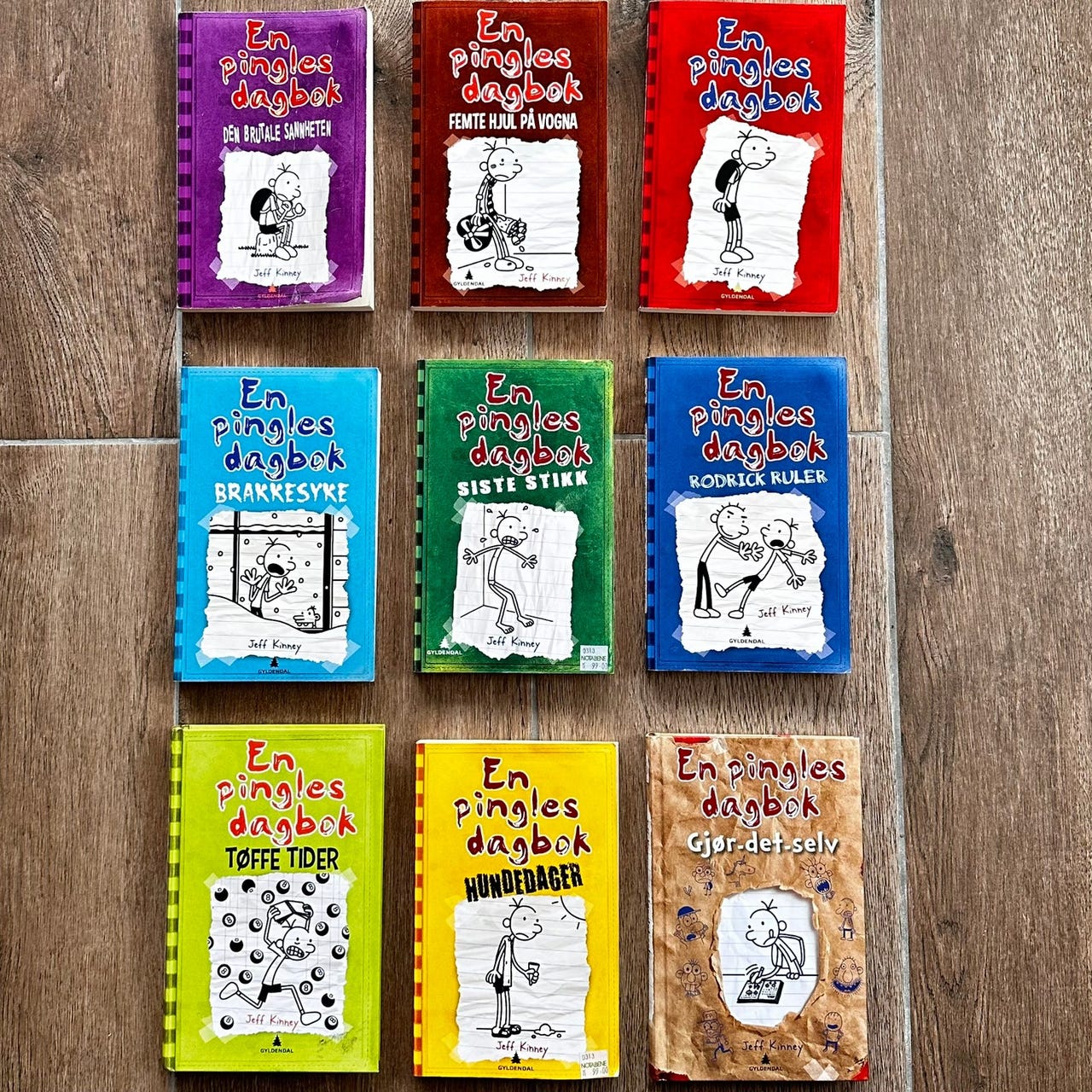 En Pingles Dagbok 1-8 + Gjør det selv | FINN torget