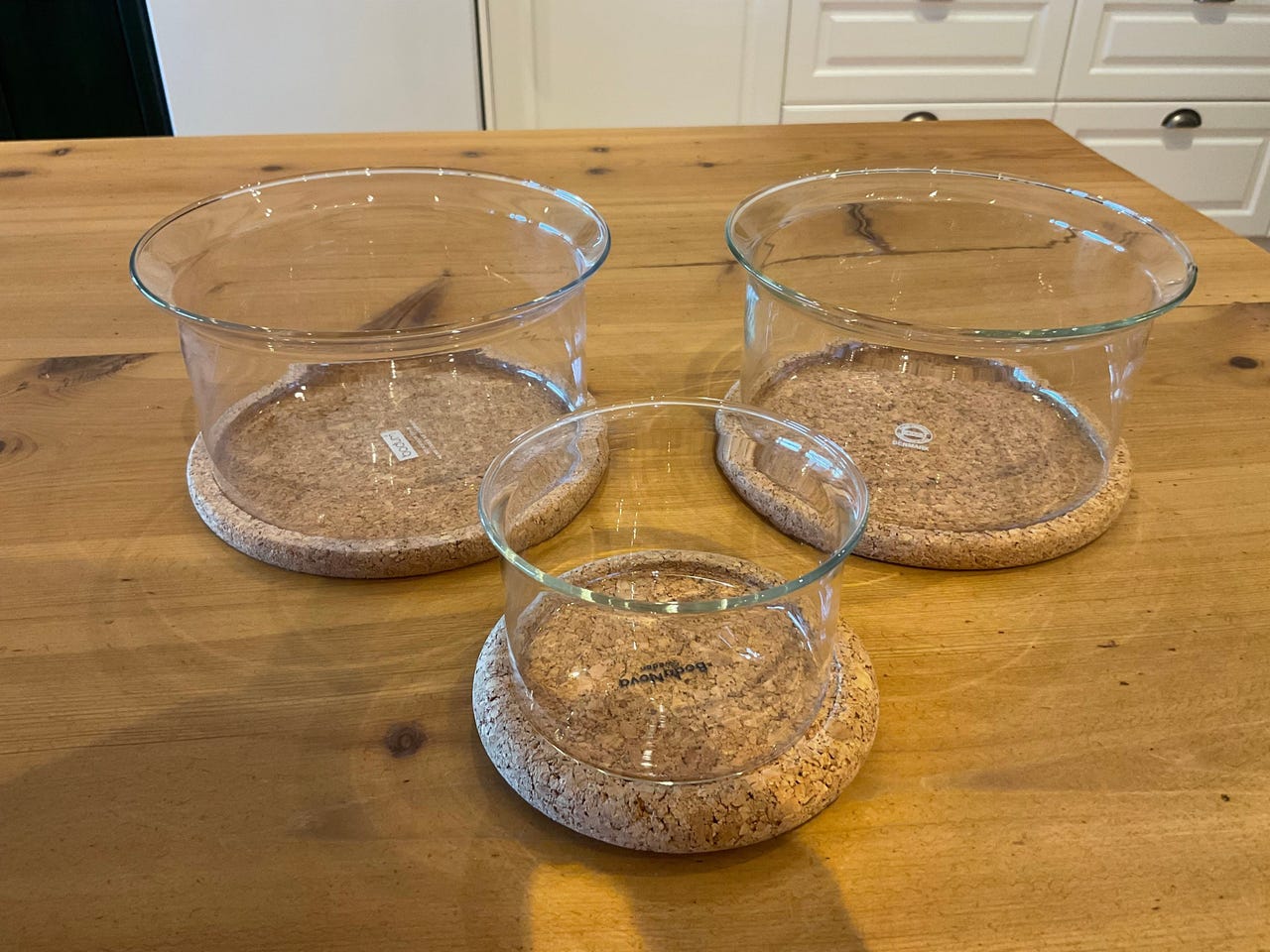 Boda Nova, grateng/souffle form med kork underlag. | FINN torget