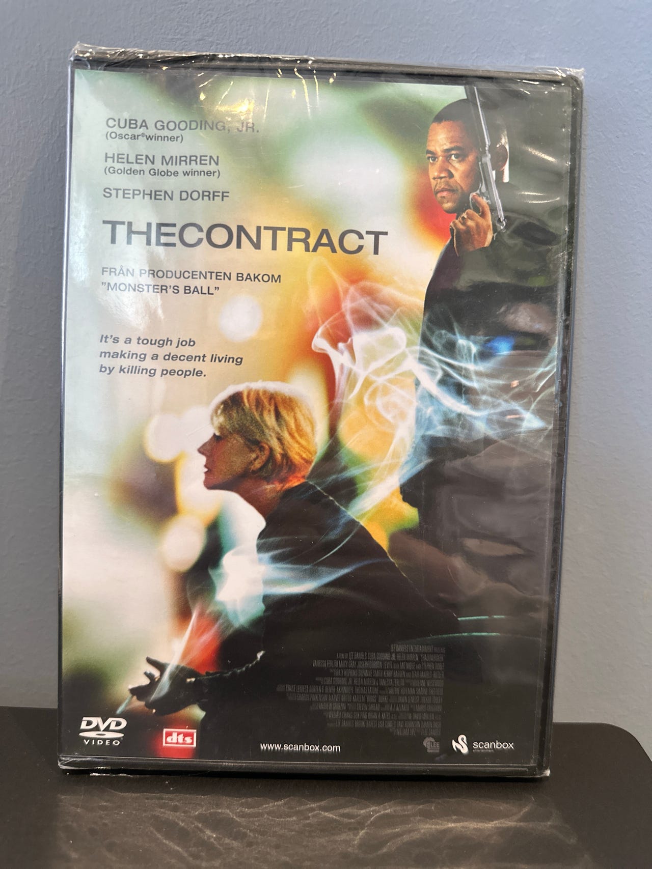 The contract (shadowboxer) - NY i plast! | FINN-torget