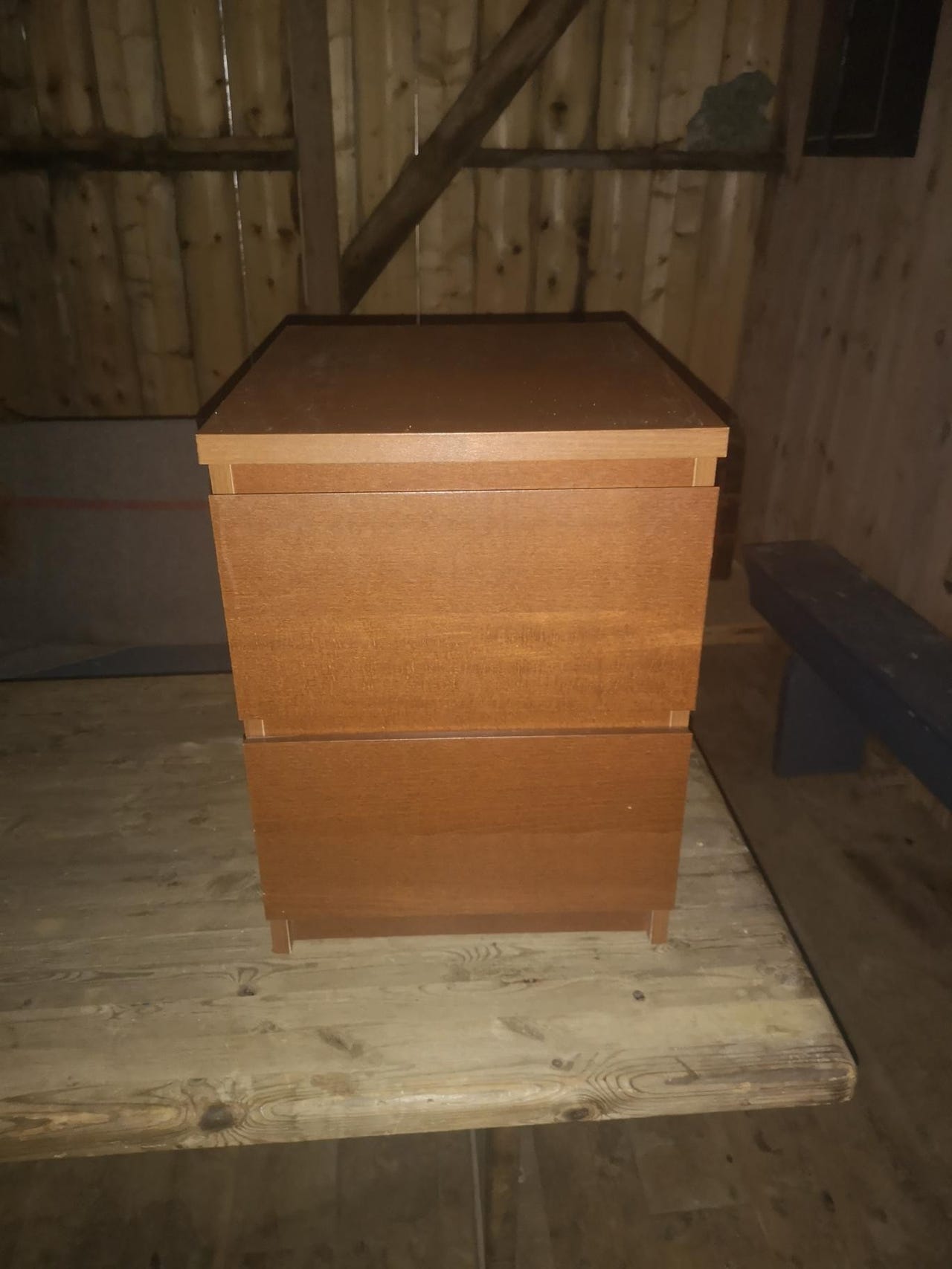 Brun Malm kommode med 2 skuffer | FINN-torget