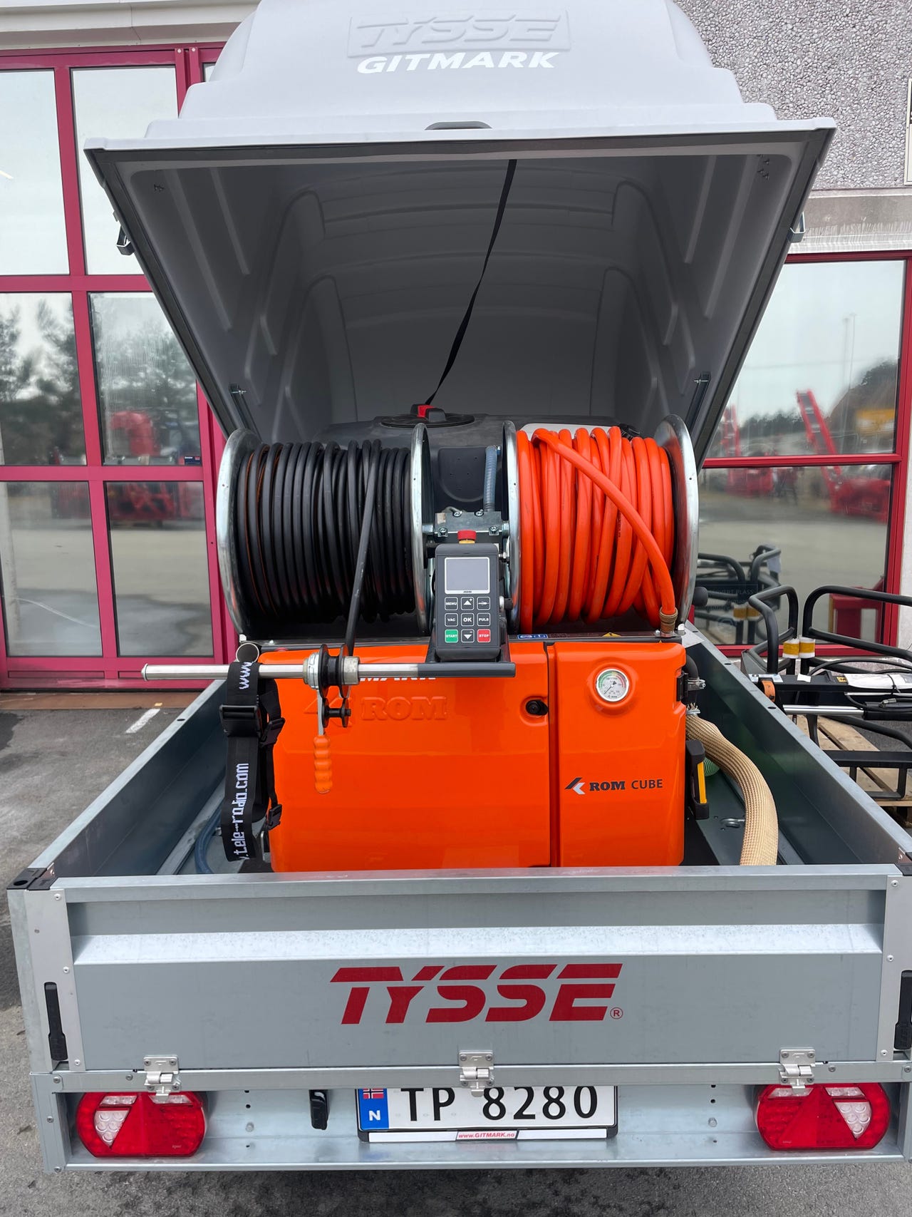 Tysse / Rom - Spylehenger komplett 1000l tank / 160bar / 3600l/t | FINN ...