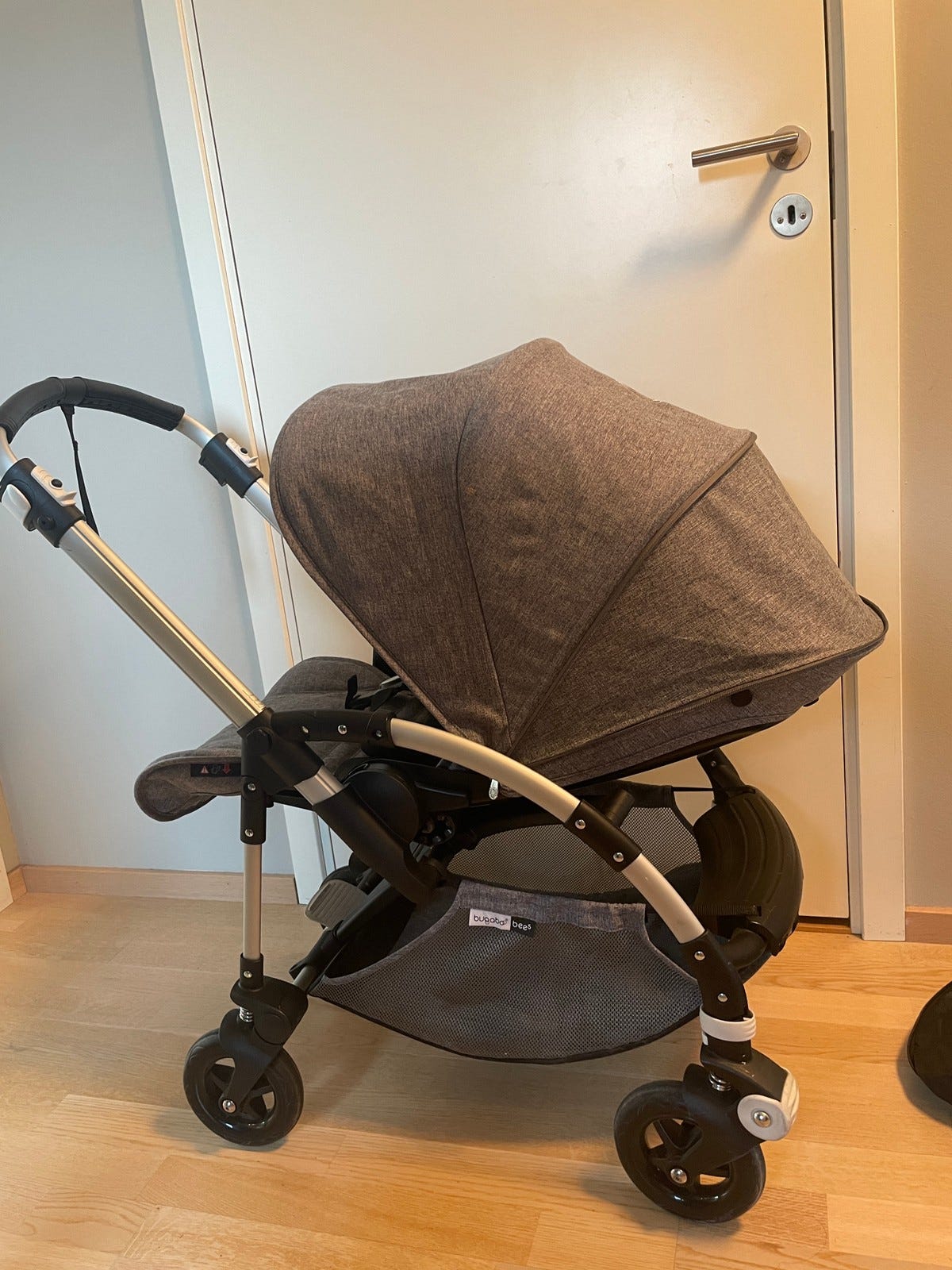 Bugaboo Bee5 Classic Grey m/ utstyr | FINN-torget