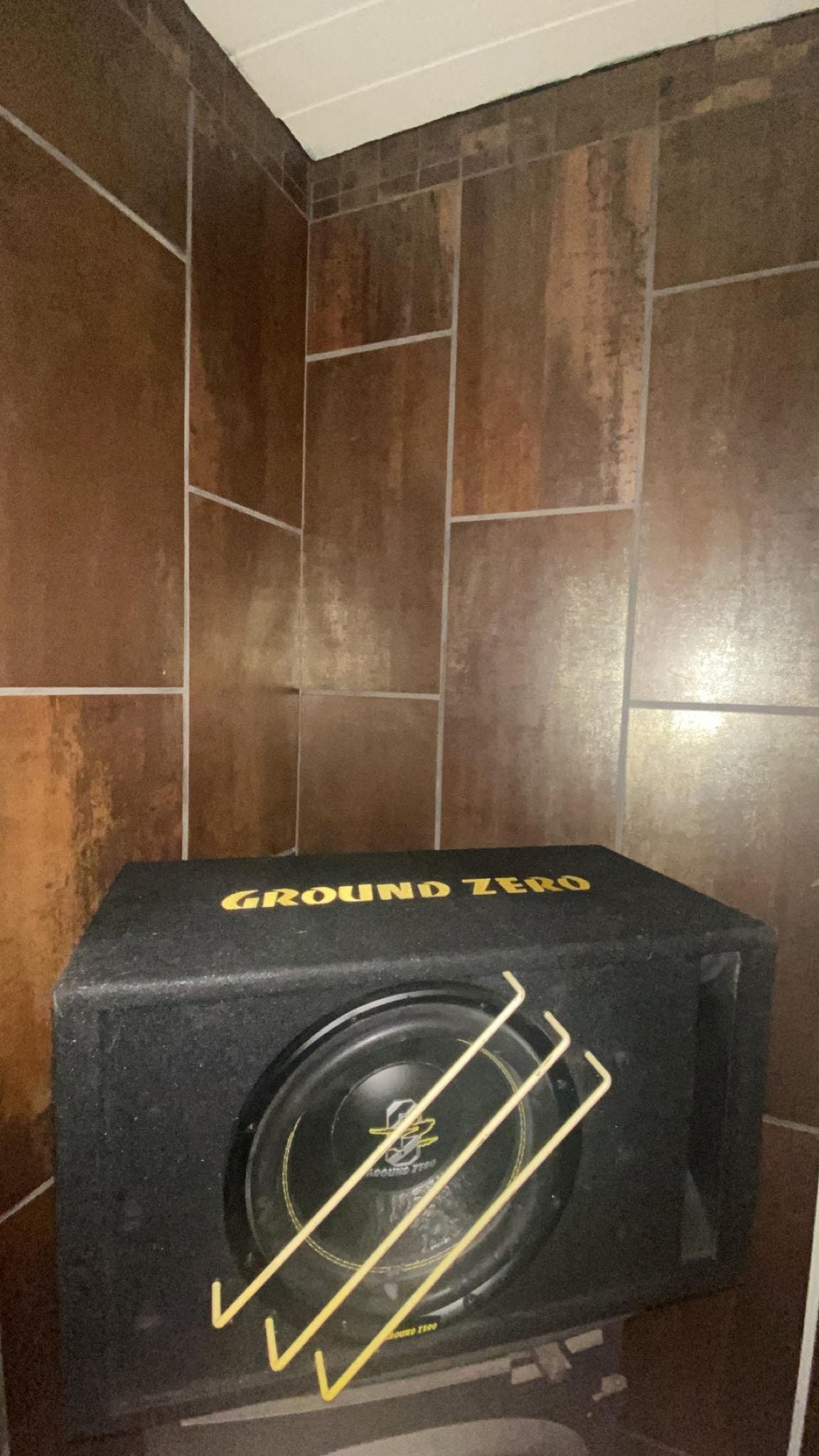 Ground Zero SPL 12" Basskasse | FINN-torget