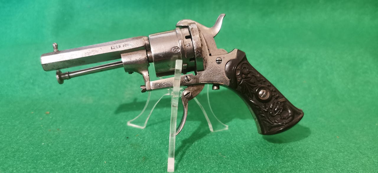 Nydelig 5mm Pinfire revolver - antikk | FINN-torget