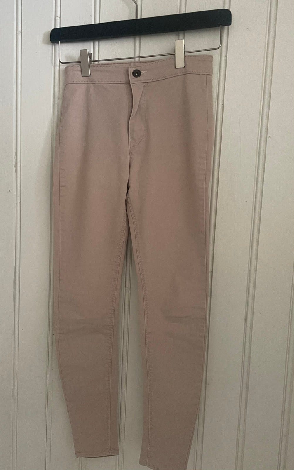 Stretchbukse (pakkepris med andre bukser) | FINN-torget