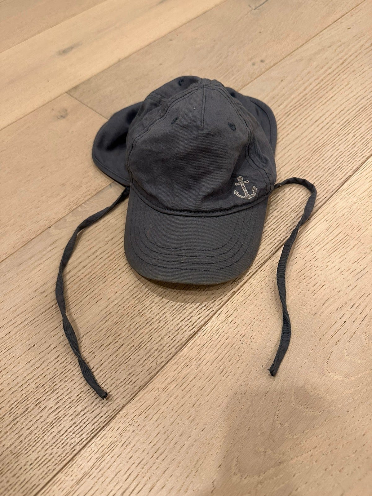 Newbie solhatt str 48-50 (9-24 mnd) | FINN torget