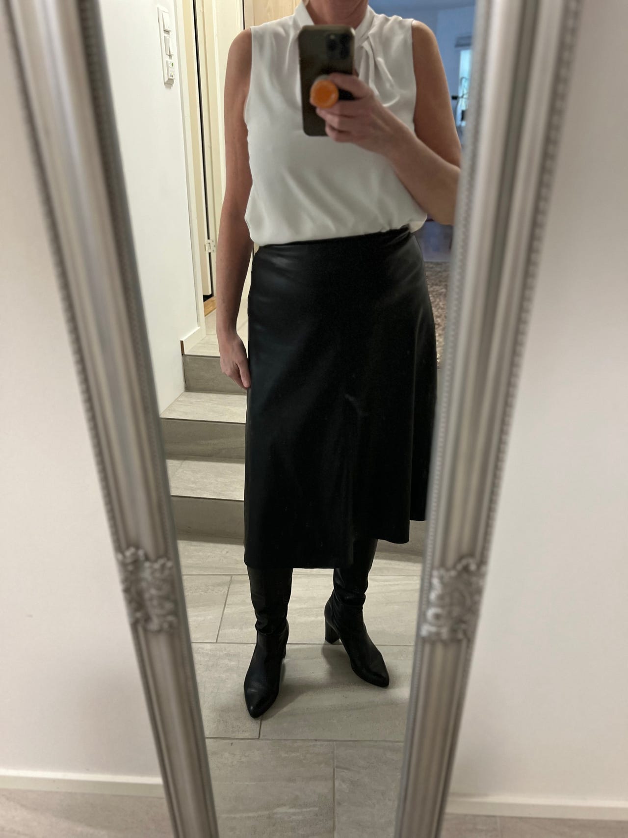 Skinnskjørt (faux), L | FINN-torget