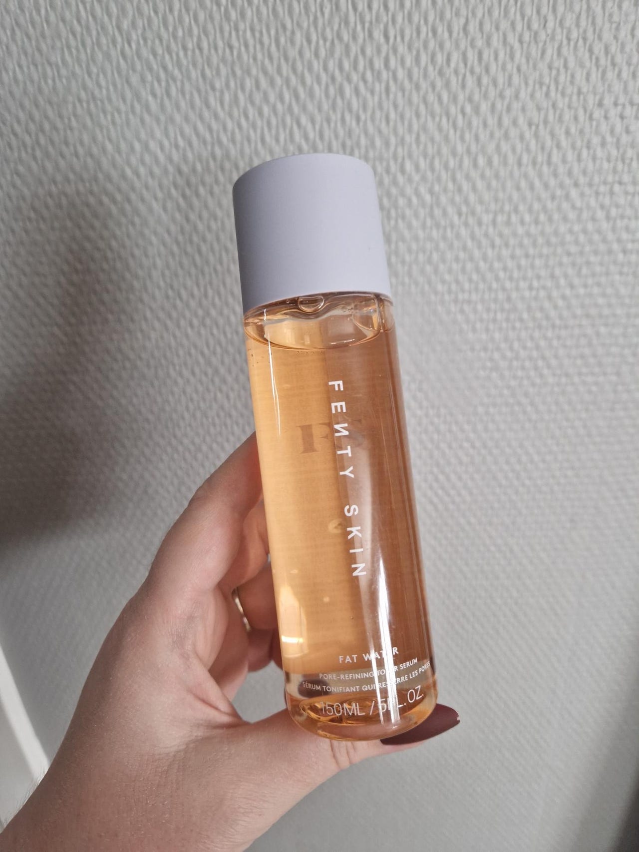 NY Fenty Skin - Fat Water 150ml | FINN-torget