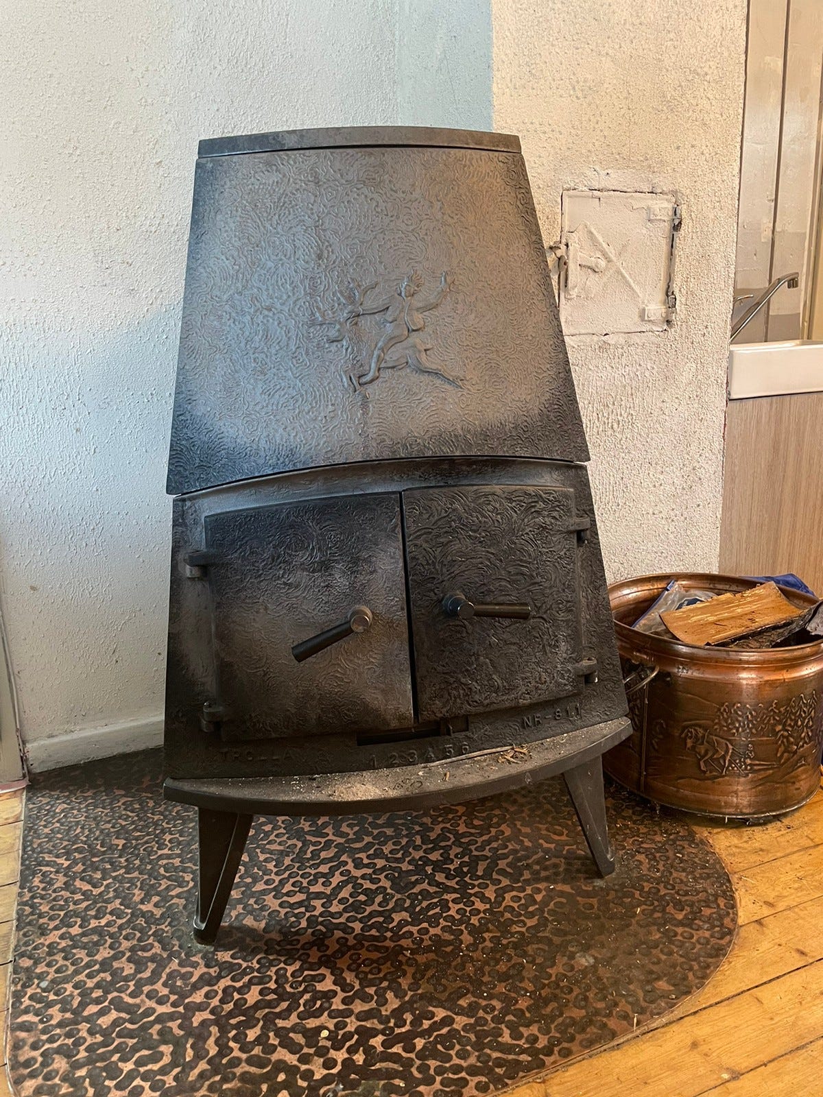 Trolla vedovn | FINN torget