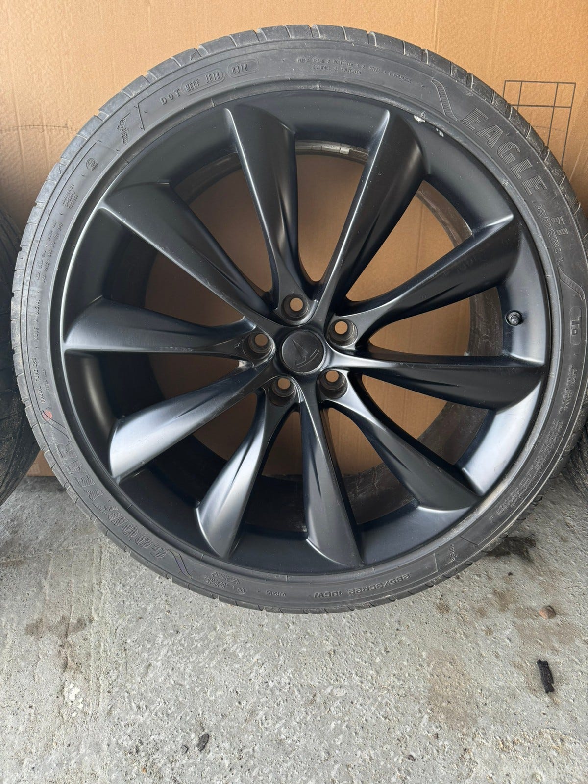 Felger Tesla X | FINN torget