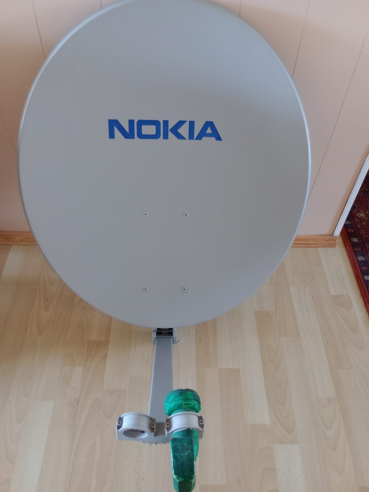 Parabol 80 cm med hode og 15 meter kabel . | FINN-torget