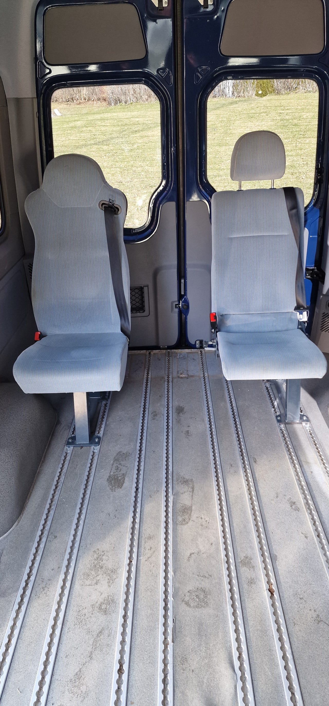 Bilsetene til Mercedes Sprinter /Vito / VW Caravelle | FINN torget