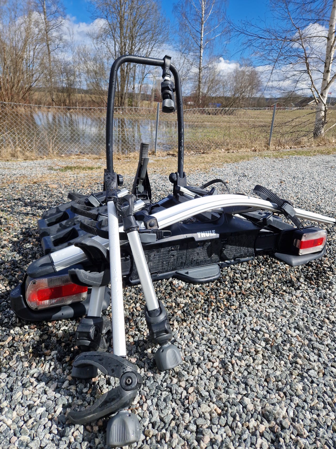 Thule velocompact 927 inkl Thule adapter 9261 for 4de sykkel | FINN torget