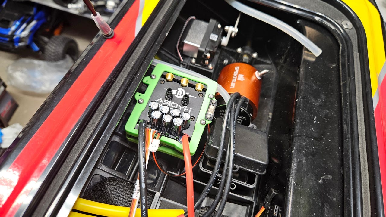 Hydra Monteringsbrakett til ProBoat Sonic Wake 2 | FINN torget