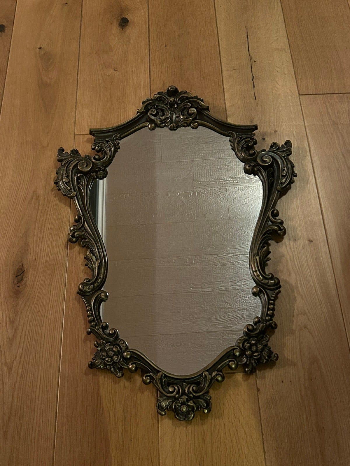 Pent speil i rokokko stil | FINN torget