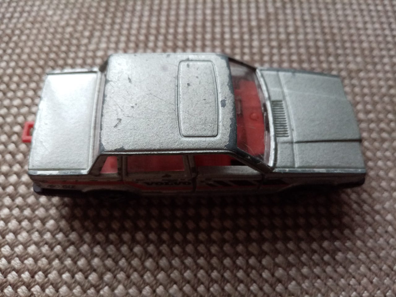 Lekebil Volvo 760 GLE | FINN-torget