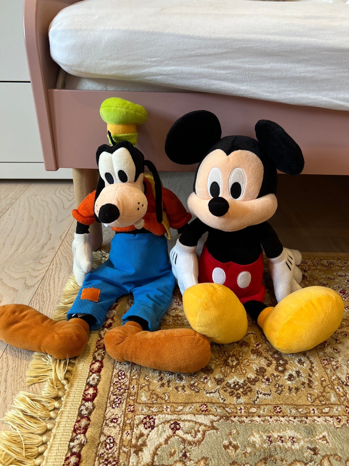 Stor Mikke Mus og Langbein bamse | FINN torget