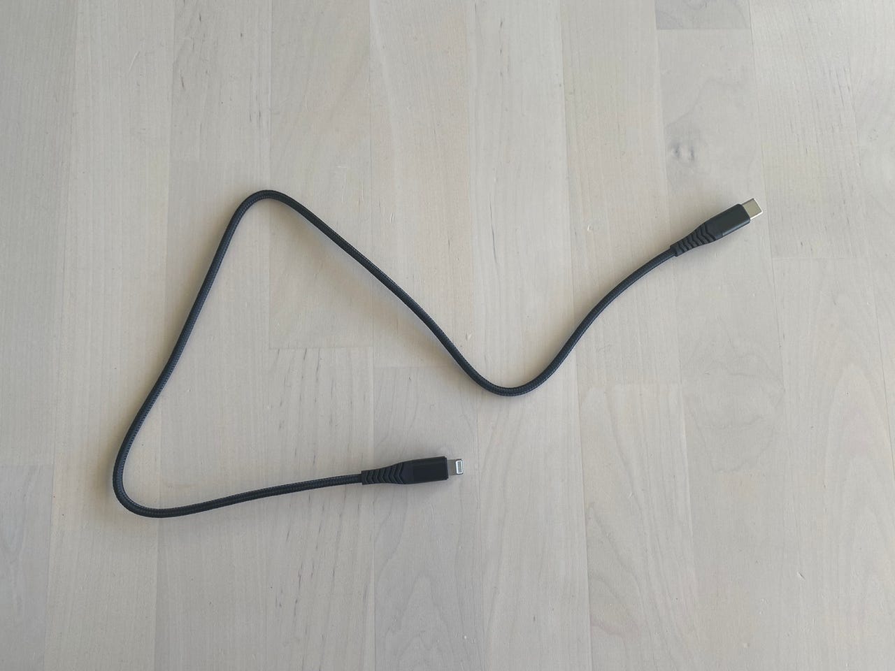 Ny USB-C til lightning 0,5 m stoff-ledning | FINN-torget