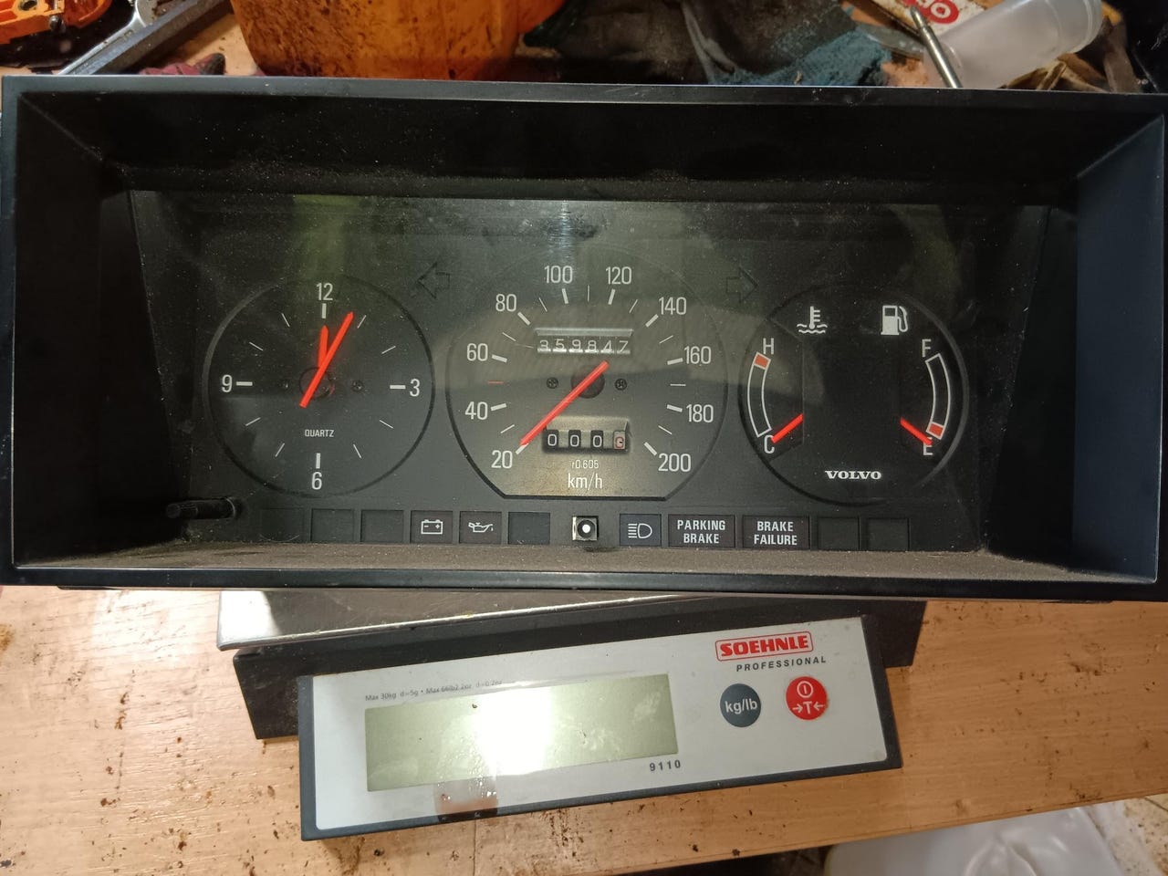 Volvo 240 speedometer | FINN-torget