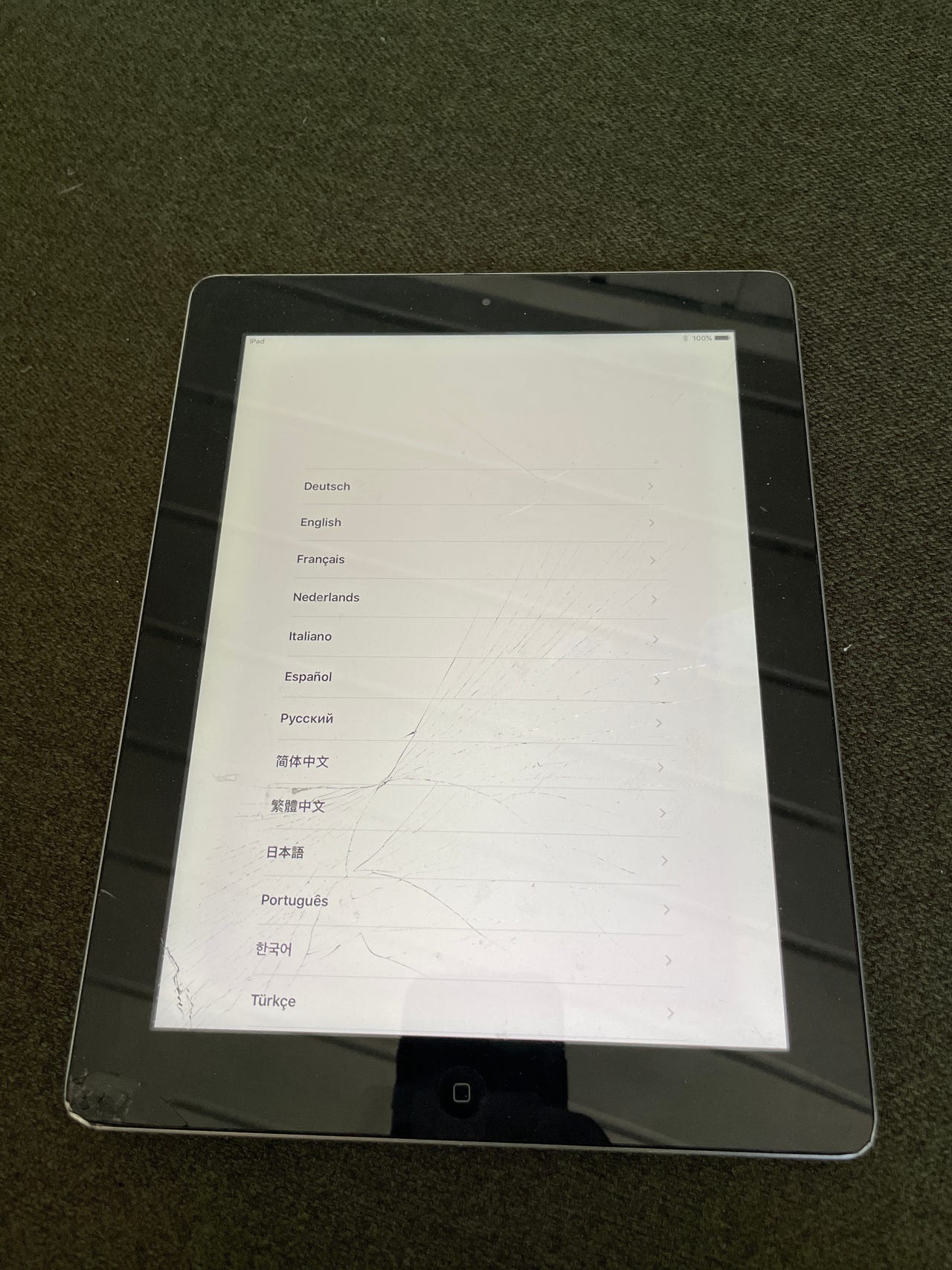 iPad 4 (4.Gen) - 64GB - Knust skjerm og touch fungerer ikke | FINN torget