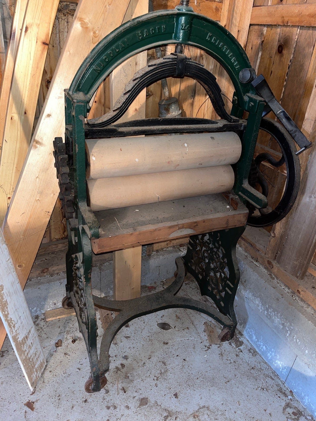 Gammel klesrulle | FINN torget