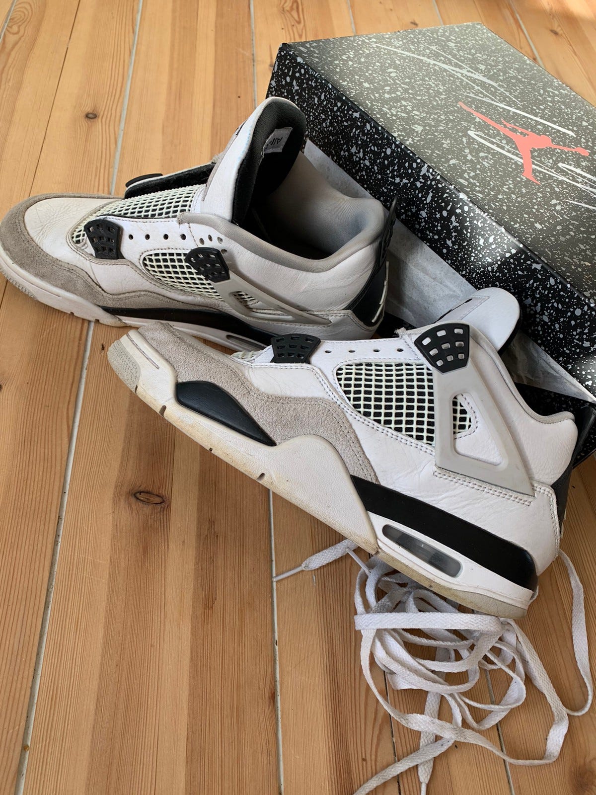 JORDEN 4 military black str 42 | FINN torget