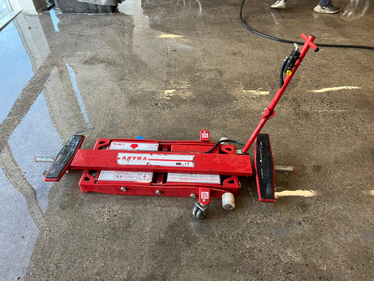 Astra mini lift servicelift Løftebukk Billøfter | FINN-torget