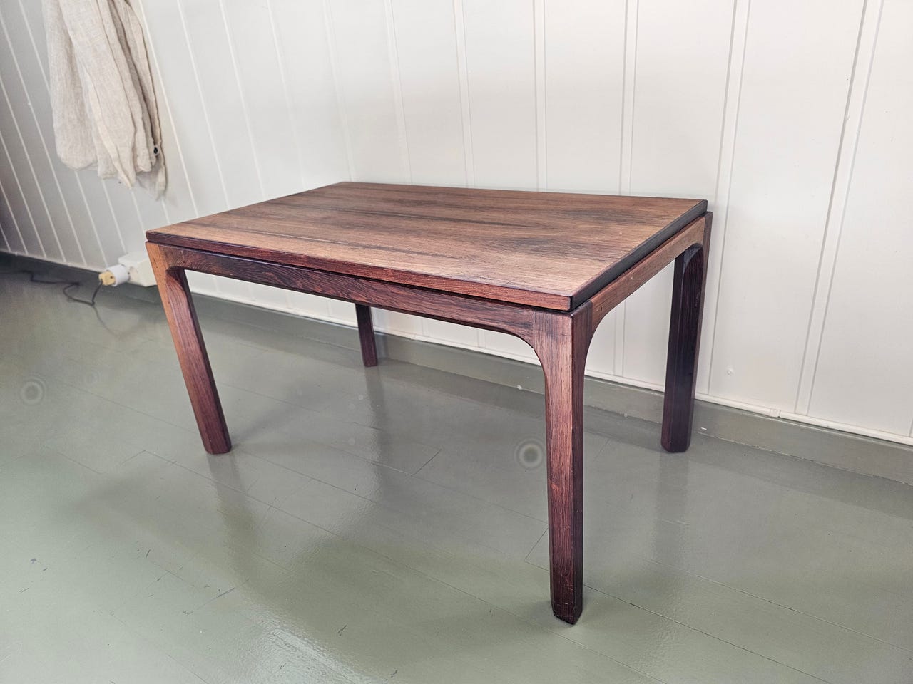 Lite bord mod. 381 designet av Aksel Kjersgaard - Odder møbler | FINN ...