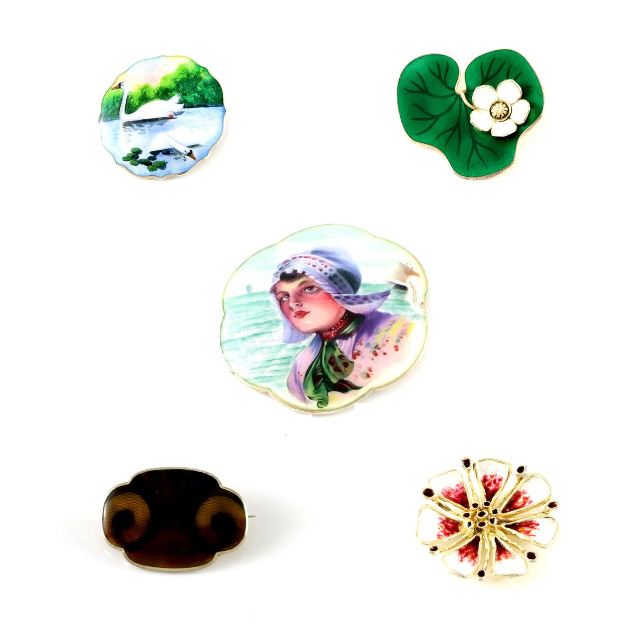 Emaljerte brosjer | FINN torget