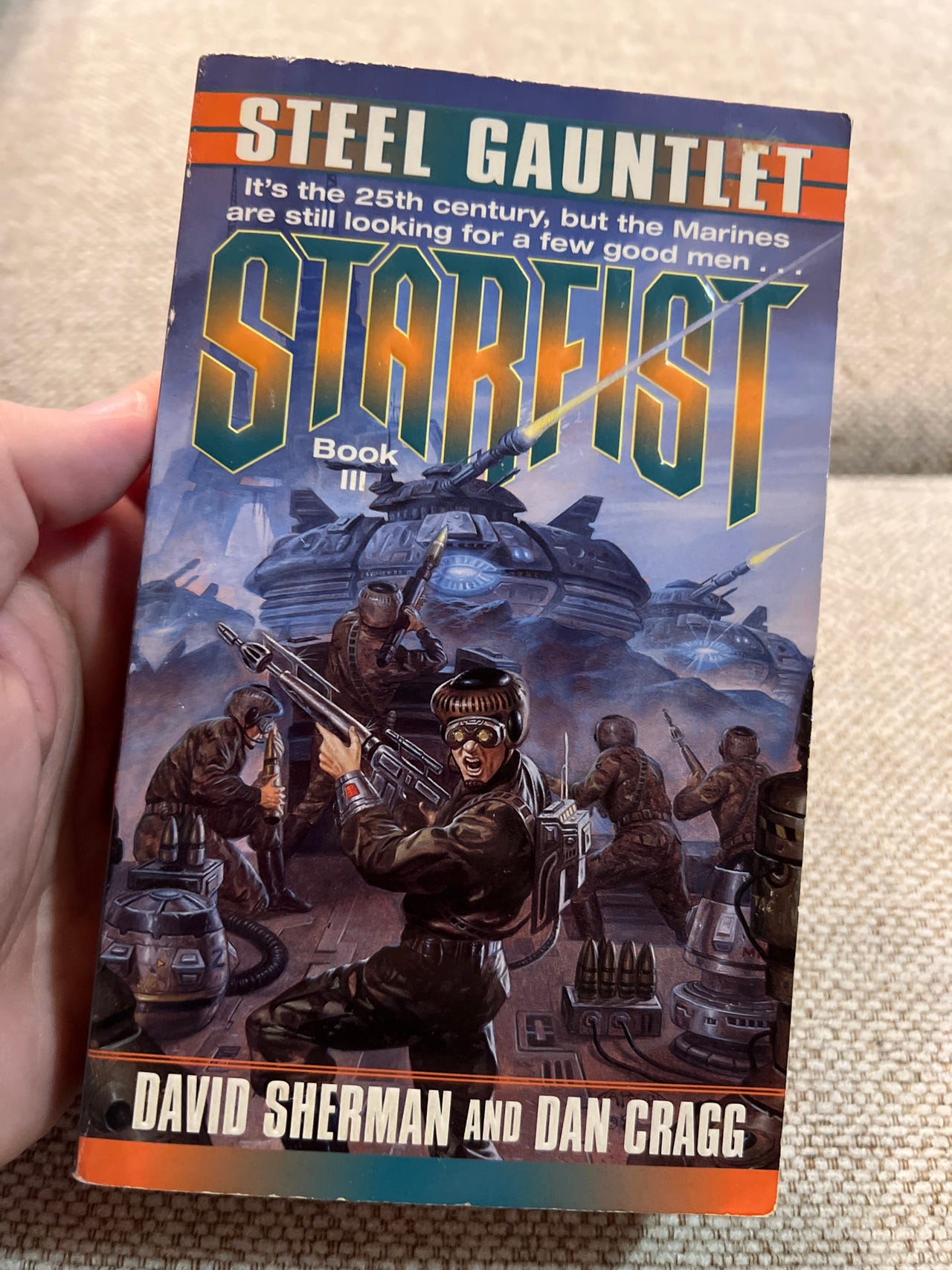 Starfist: Steel Gauntlet | FINN-torget