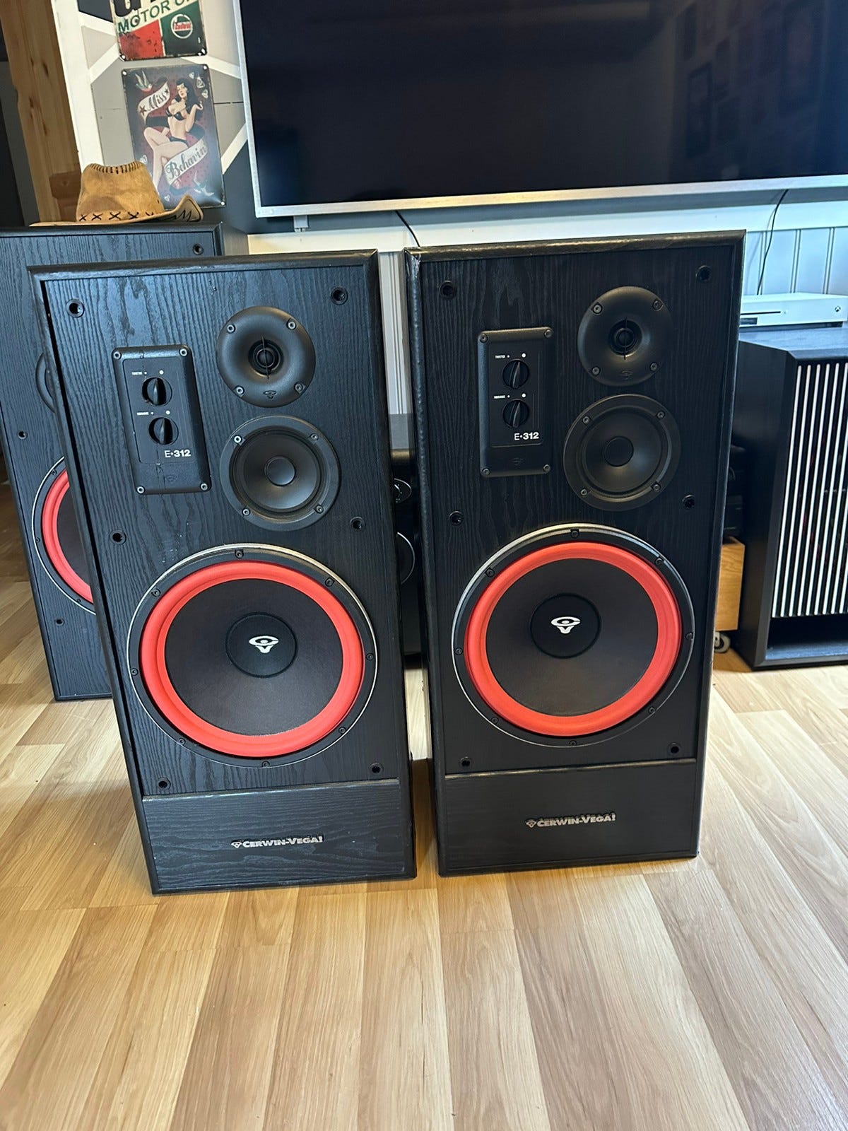 cerwin vega e312 | FINN-torget