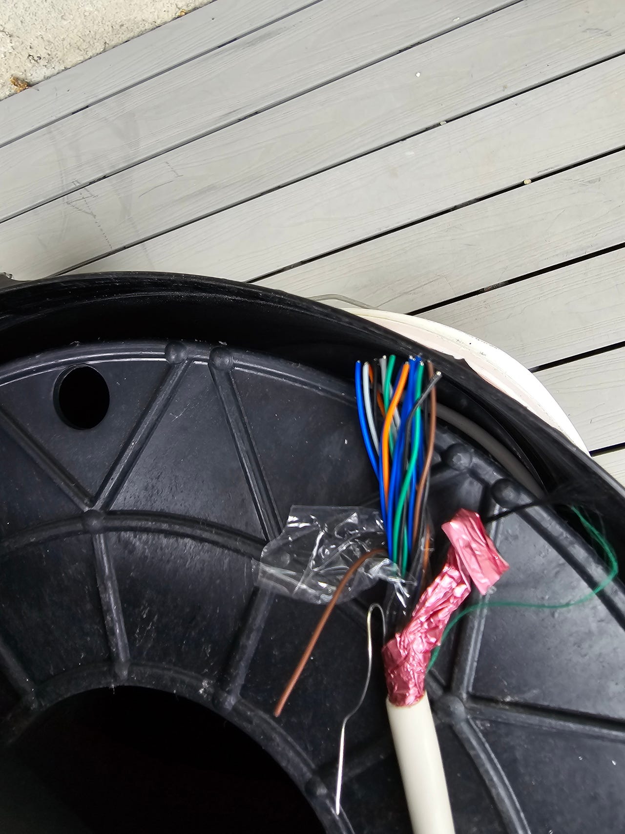 Nexans 10 par 0,6 PTS HF B2 • 1008156 PTS 1x20x0,6 HVIT 8,2MM Bøtte 45m | FINN torget