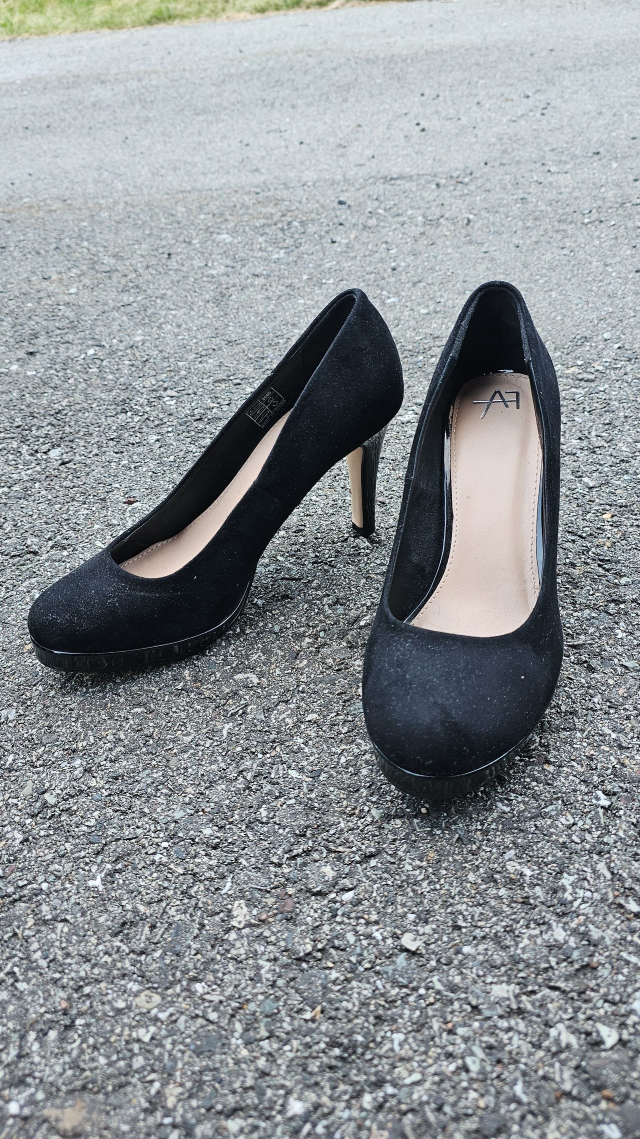 Sorte pumps med høy hel, str 38 | FINN-torget