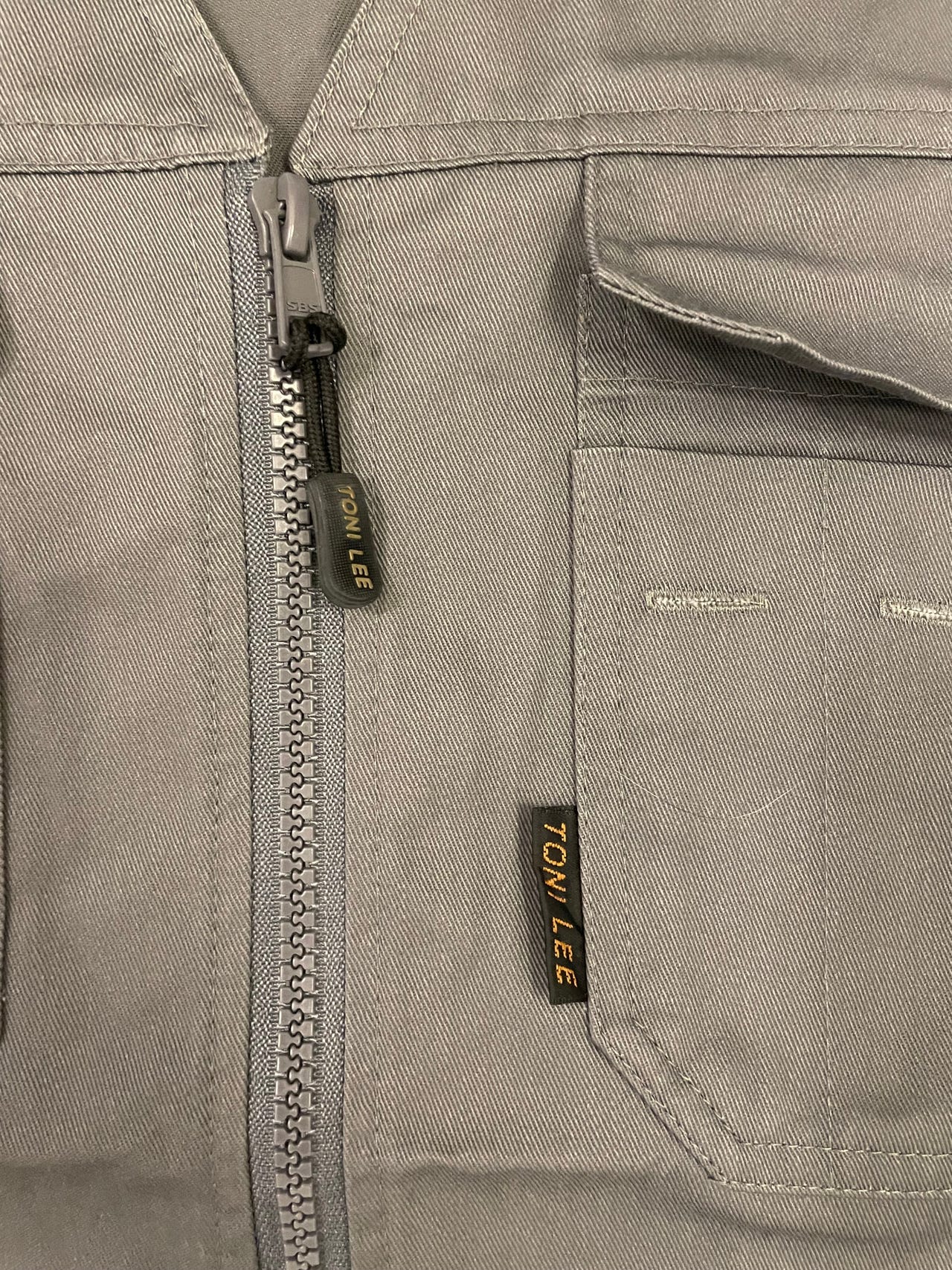 Tony Lee Hero vest | FINN torget