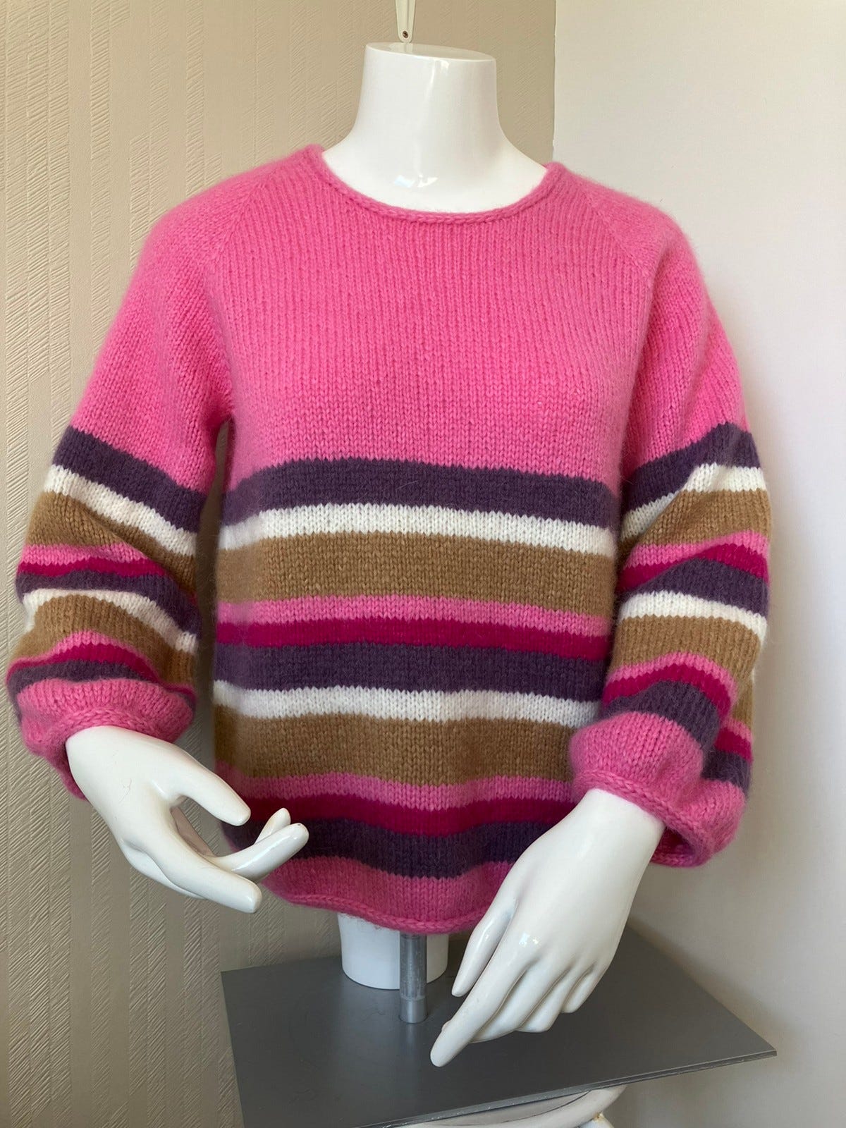 Hjemmestrikket Cumulus genser. | FINN-torget