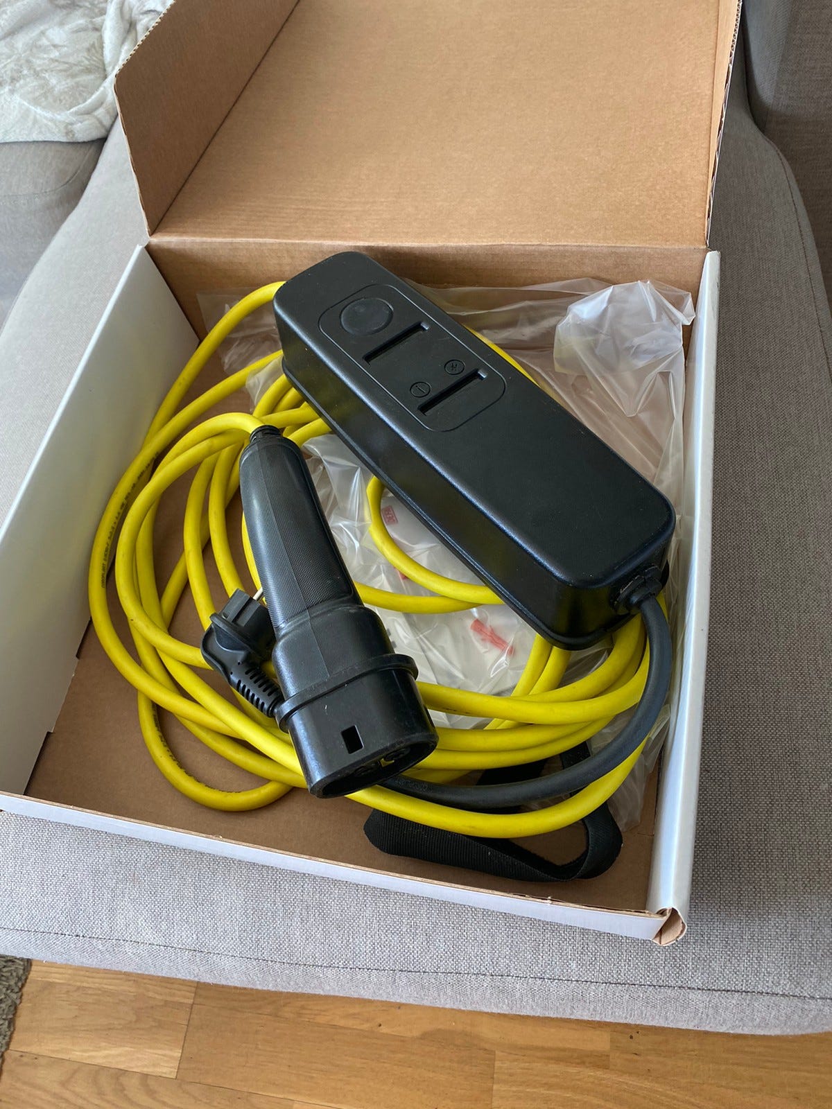 Bil lader / hybrid /Charger mode 2 | FINN torget