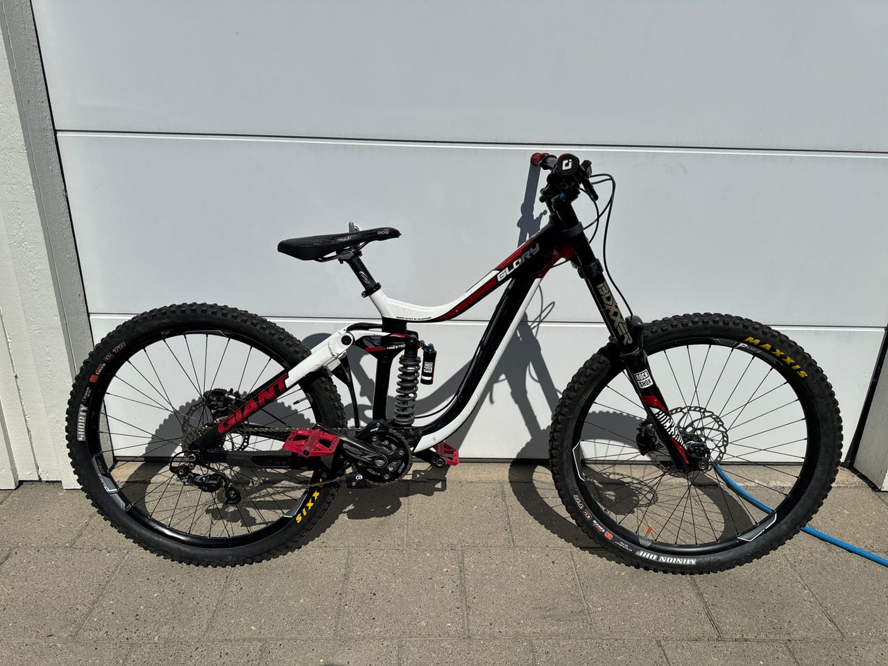 Giant Glory downhill sykkel selges | FINN torget