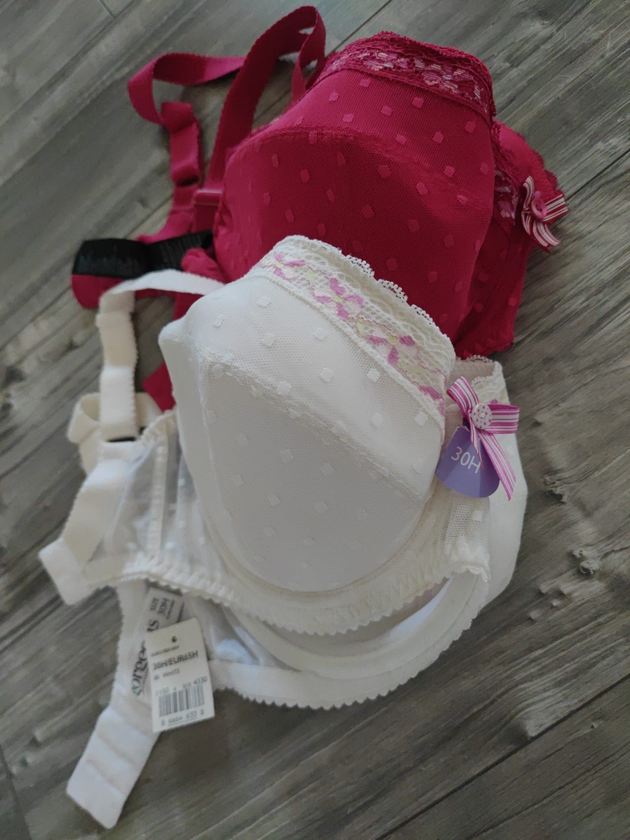 2 helt nye Gorgeous Debenhams bh str 65H/70GG | FINN-torget