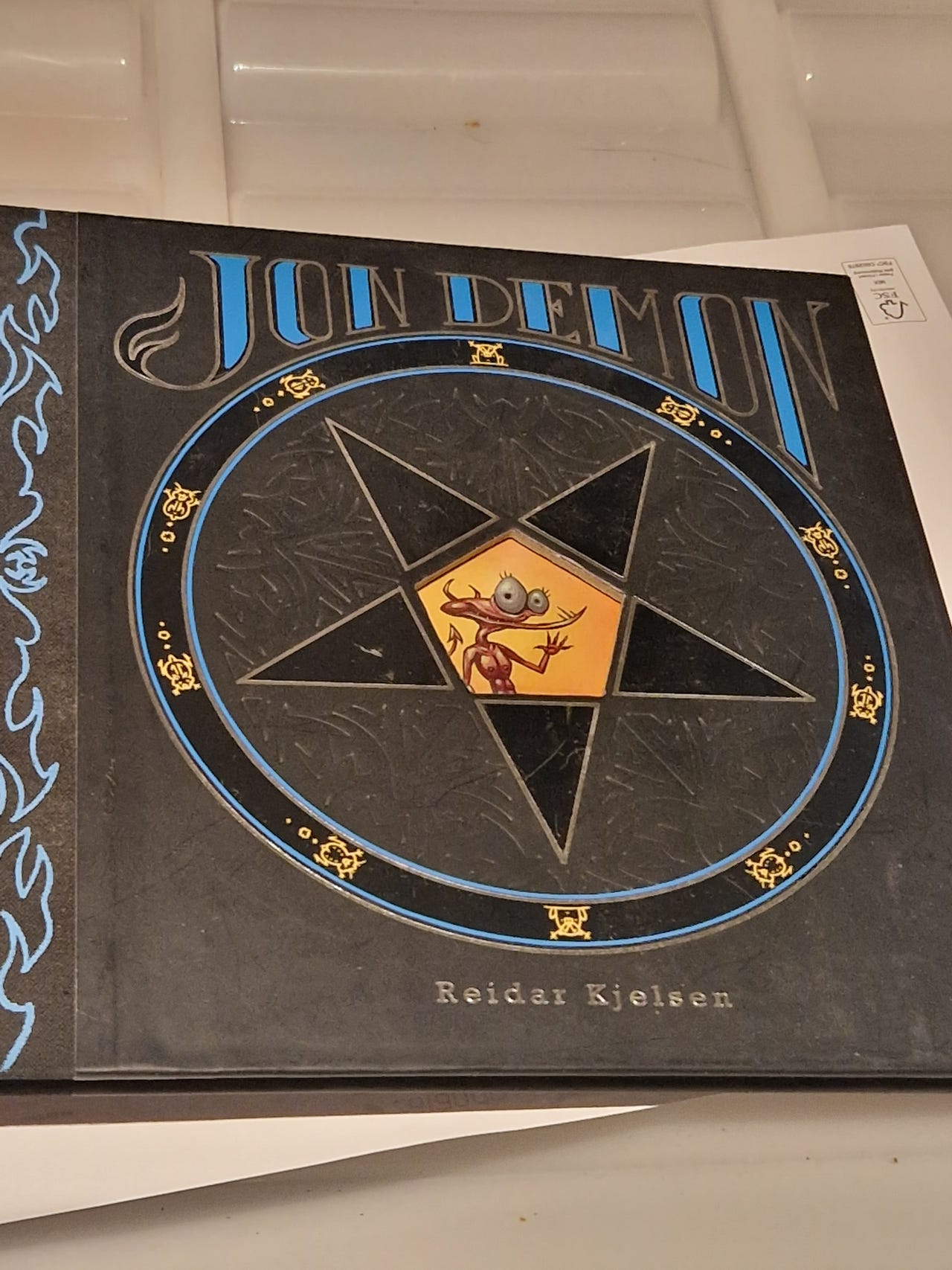 Jon demon | FINN torget