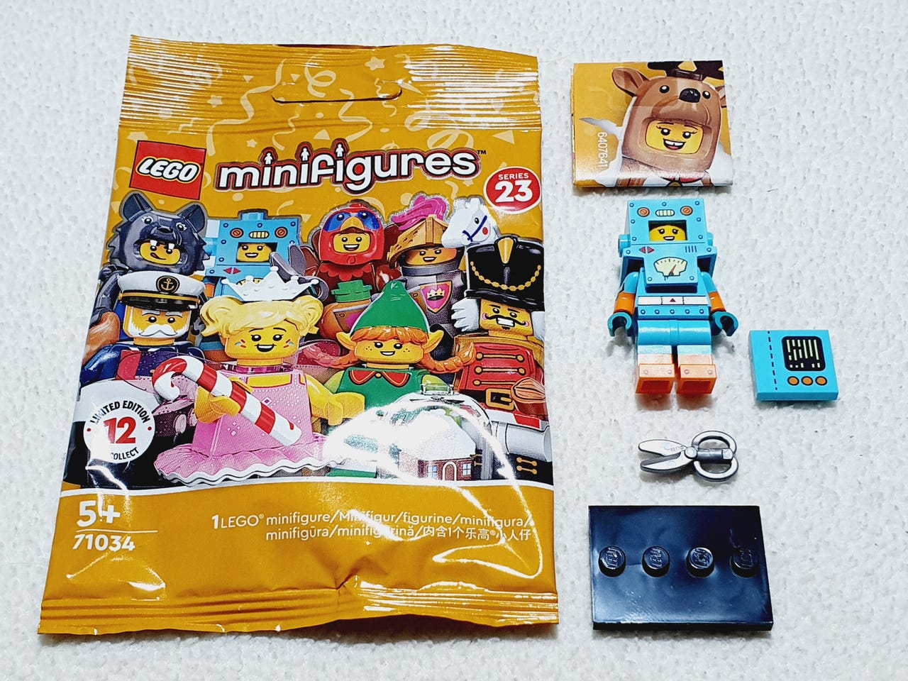 LEGO Cardboard Robot | CMF Series 23 (col23-6) | FINN-torget