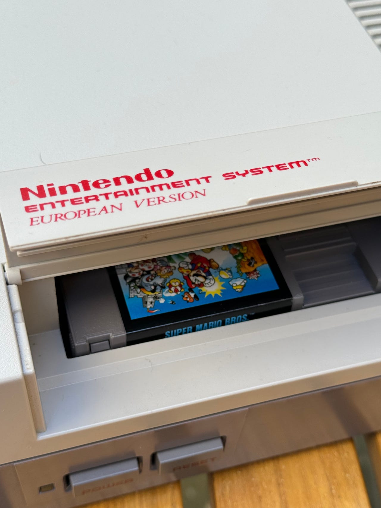 Nintendo NES 8-bit m/ Super Mario Bros | FINN torget