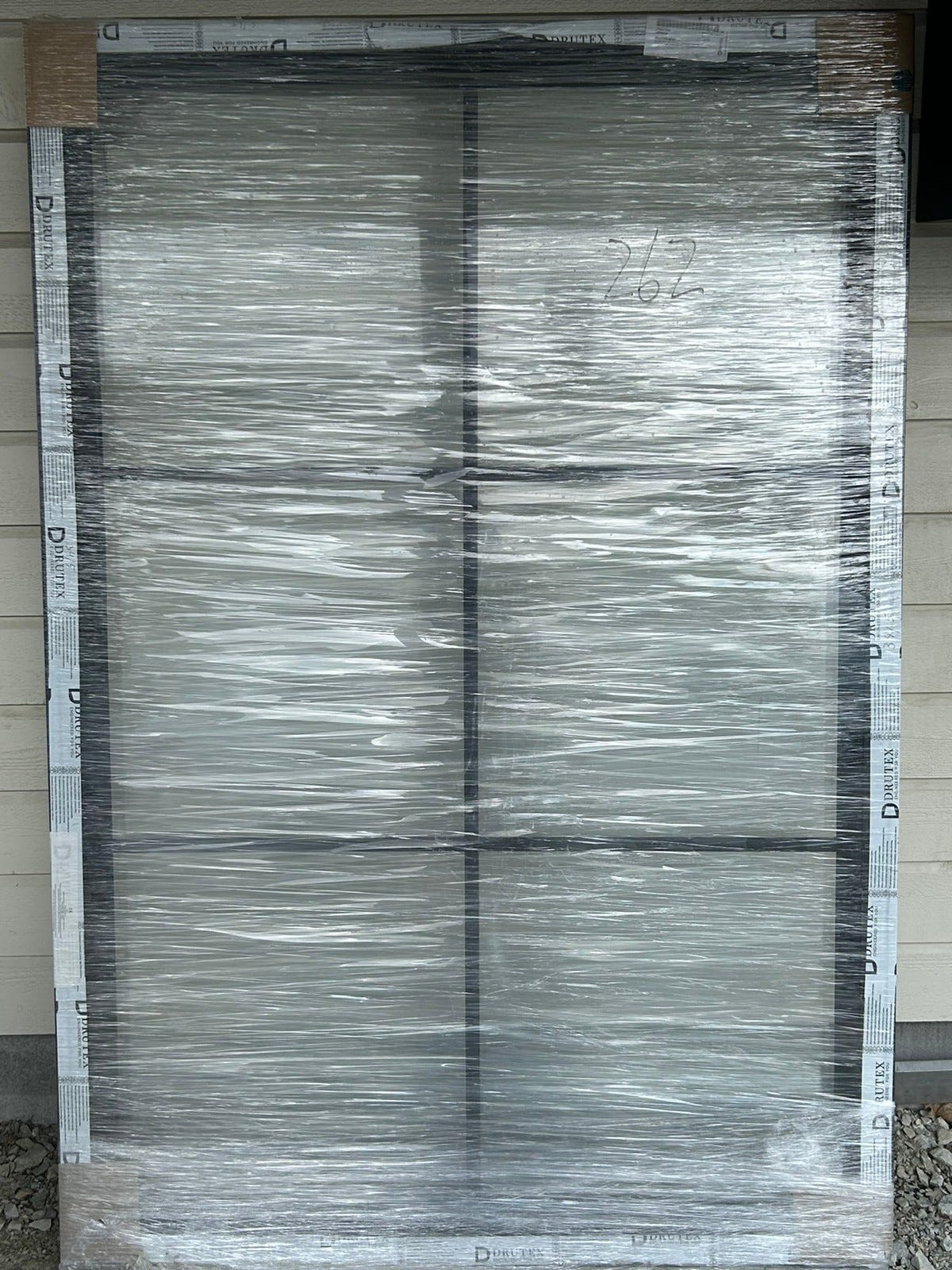 1 stk PVC vindu, sort, fastkarm, 110x160 cm | FINN-torget