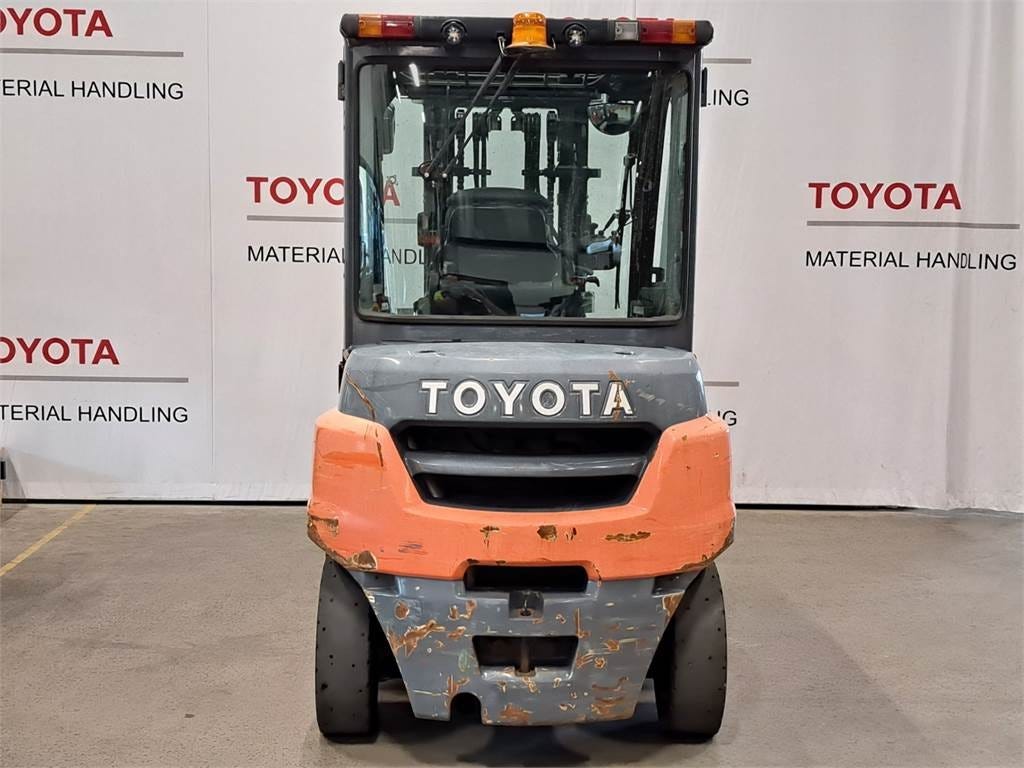 Til salgs: Toyota 40-8FD35N - 2017 - Truck - Løftekapasitet 4000 kg ...