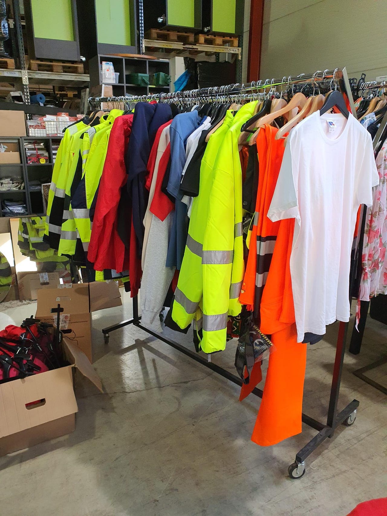 MAISALGET PÅ ARBEIDSKLÆR GJØR ET KUPP I DAG! | FINN-torget