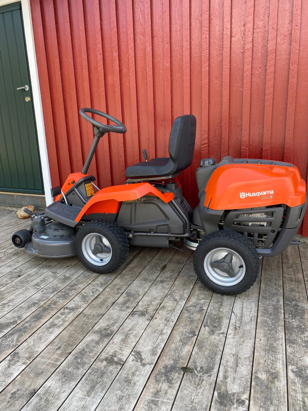 Husqvarna R112C, sitteklipper | FINN-torget